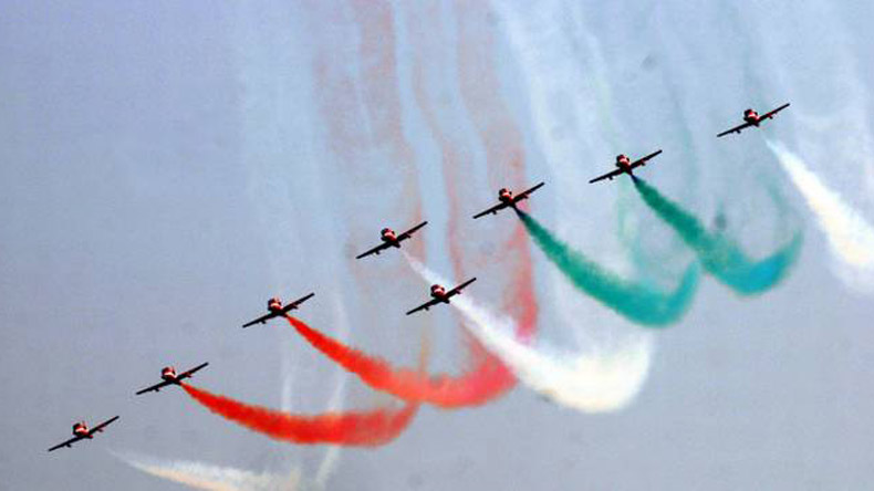 Republic Day Parade: Flying in a formation to weave past with the ...
