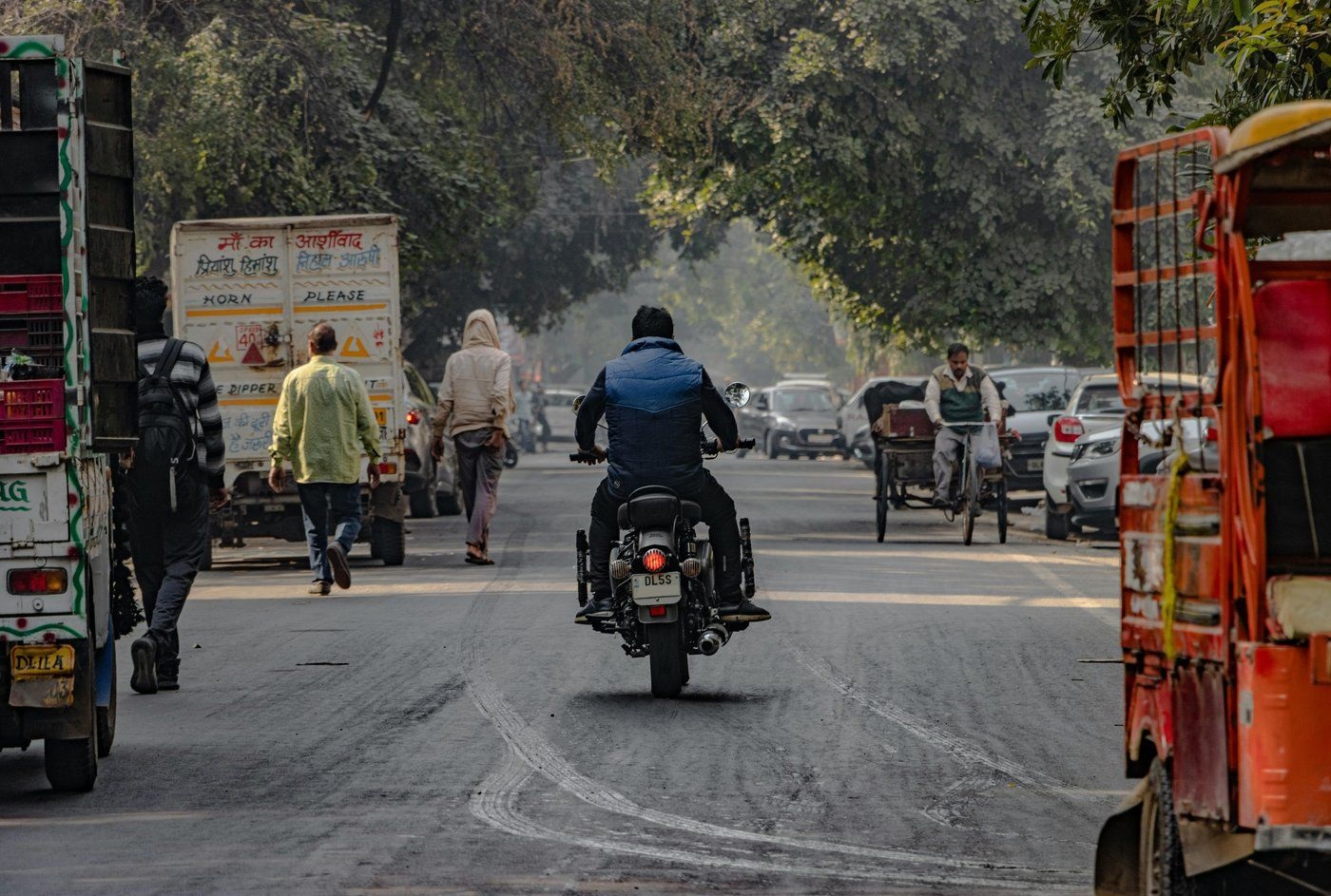 On India's roads, ill-suited infrastructure drives pedestrian deaths ...